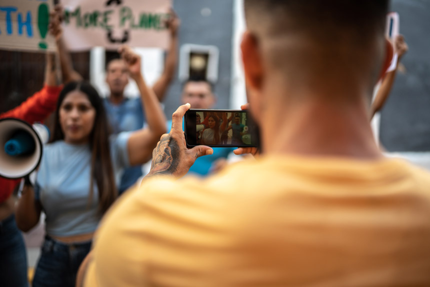 Navigating Social Justice Activism in the Age of Social Media - APCO ...
